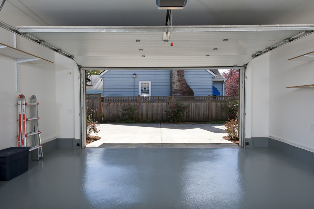 Different Types of Flooring & Floor Treatments for Garages